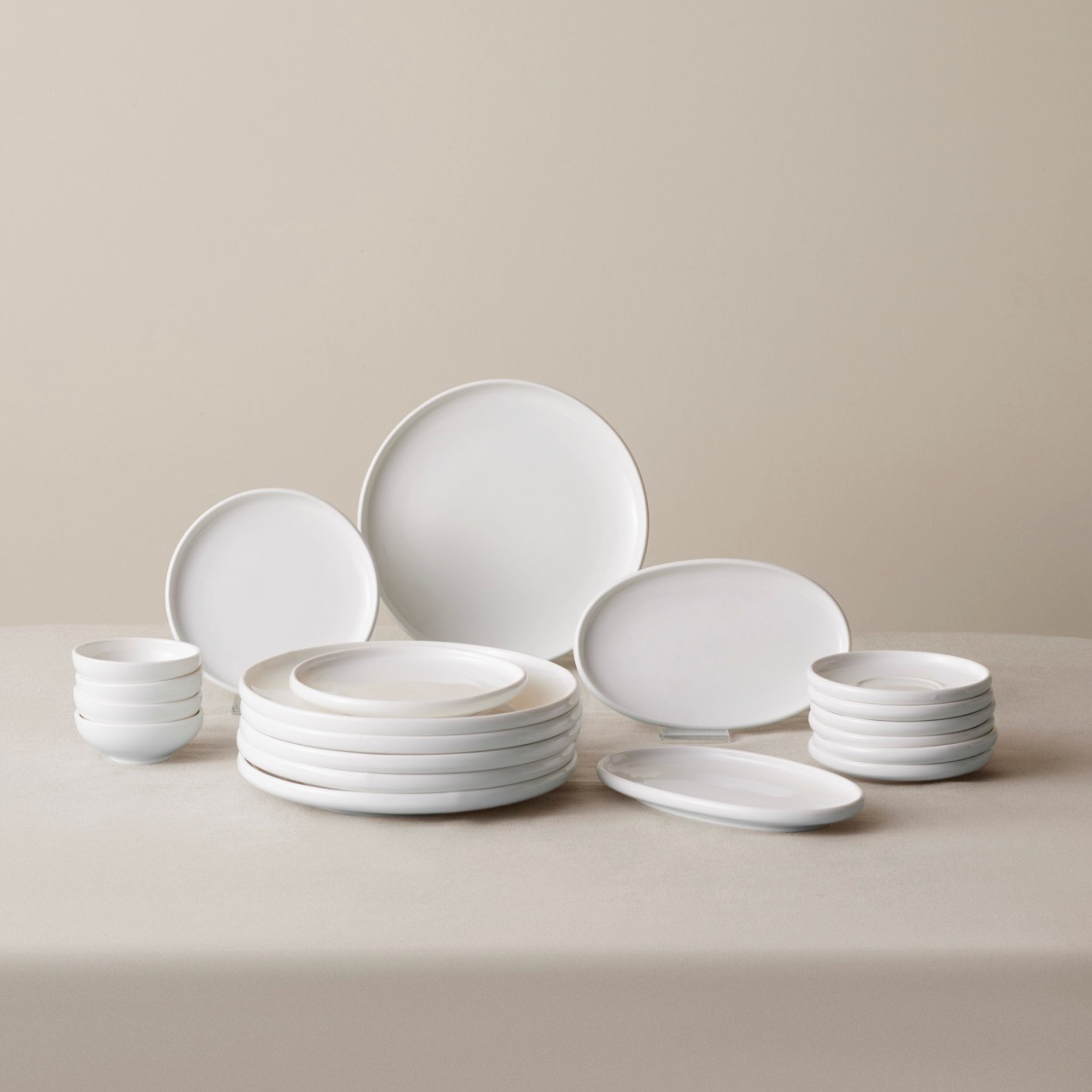 Karaca Stream Pure Cordelia 20-Piece Porcelain Serveware Set for 6 Peo