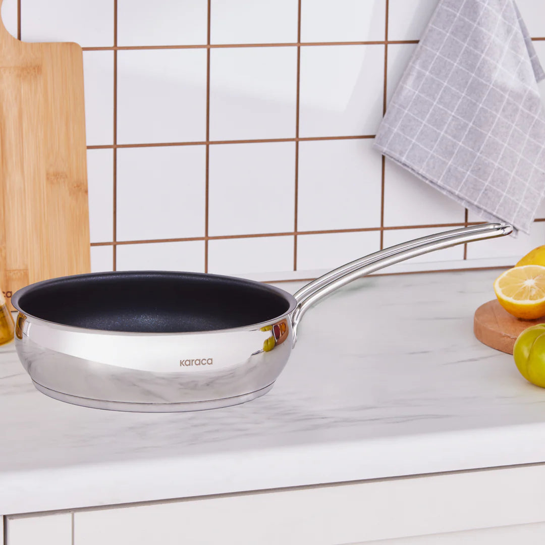 Karaca Emirgan Steel Pan, 22cm, Silver