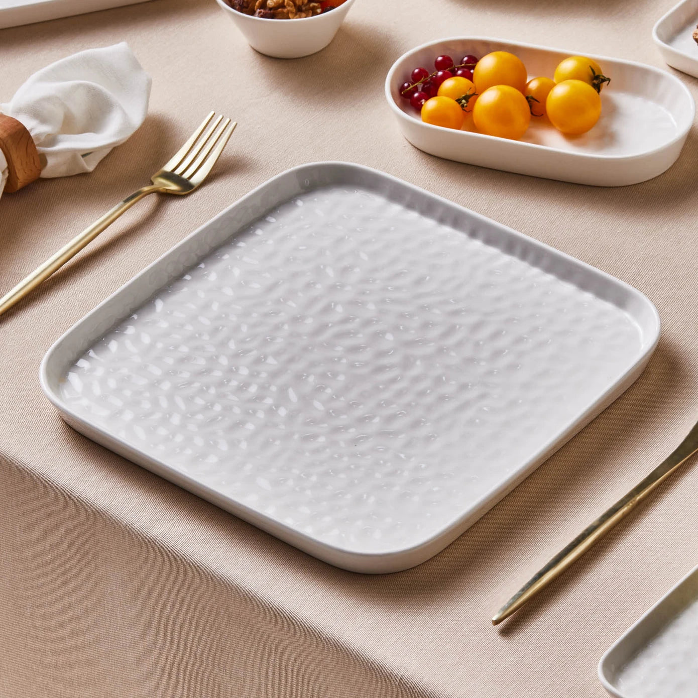 Karaca x by Refika Bembeyaz Bone China Dinner Plate, 26cm, White