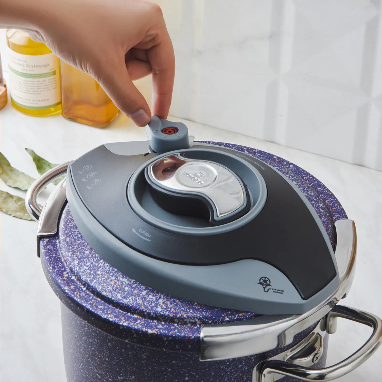 Karaca Biogranite Steel Plus Non-Stick Induction Pressure Cooker, 6L,