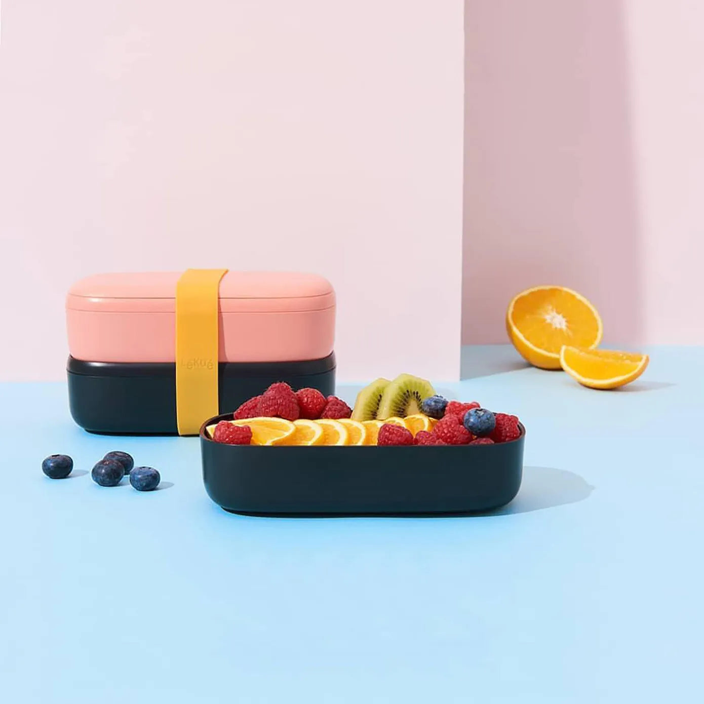 Lékué To Go Storage Container, 10cmx19.2cmx11cm, Coral Black – Karaca