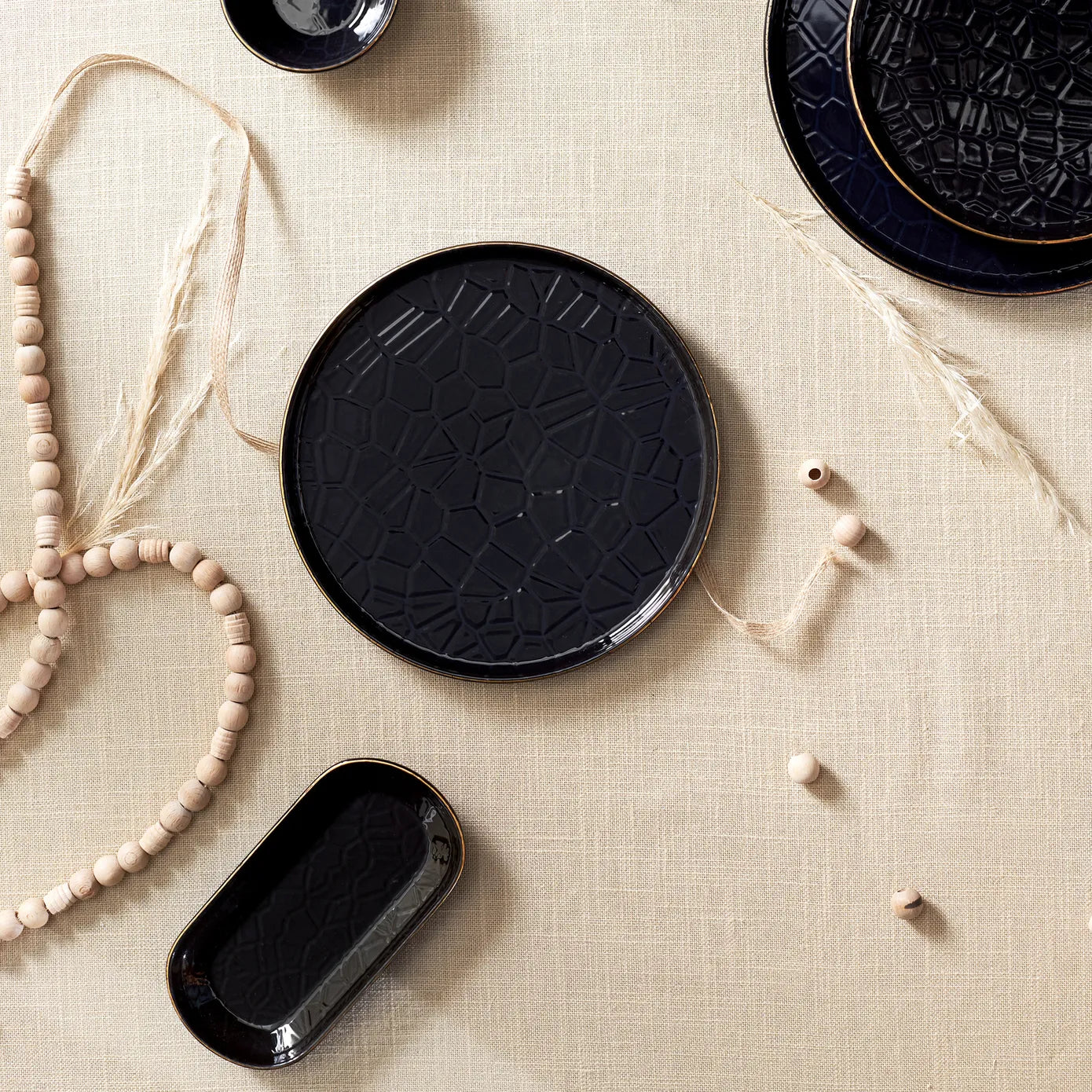 Karaca Calvin Ceramic Appetizer Plate, 23cm, Black Multi