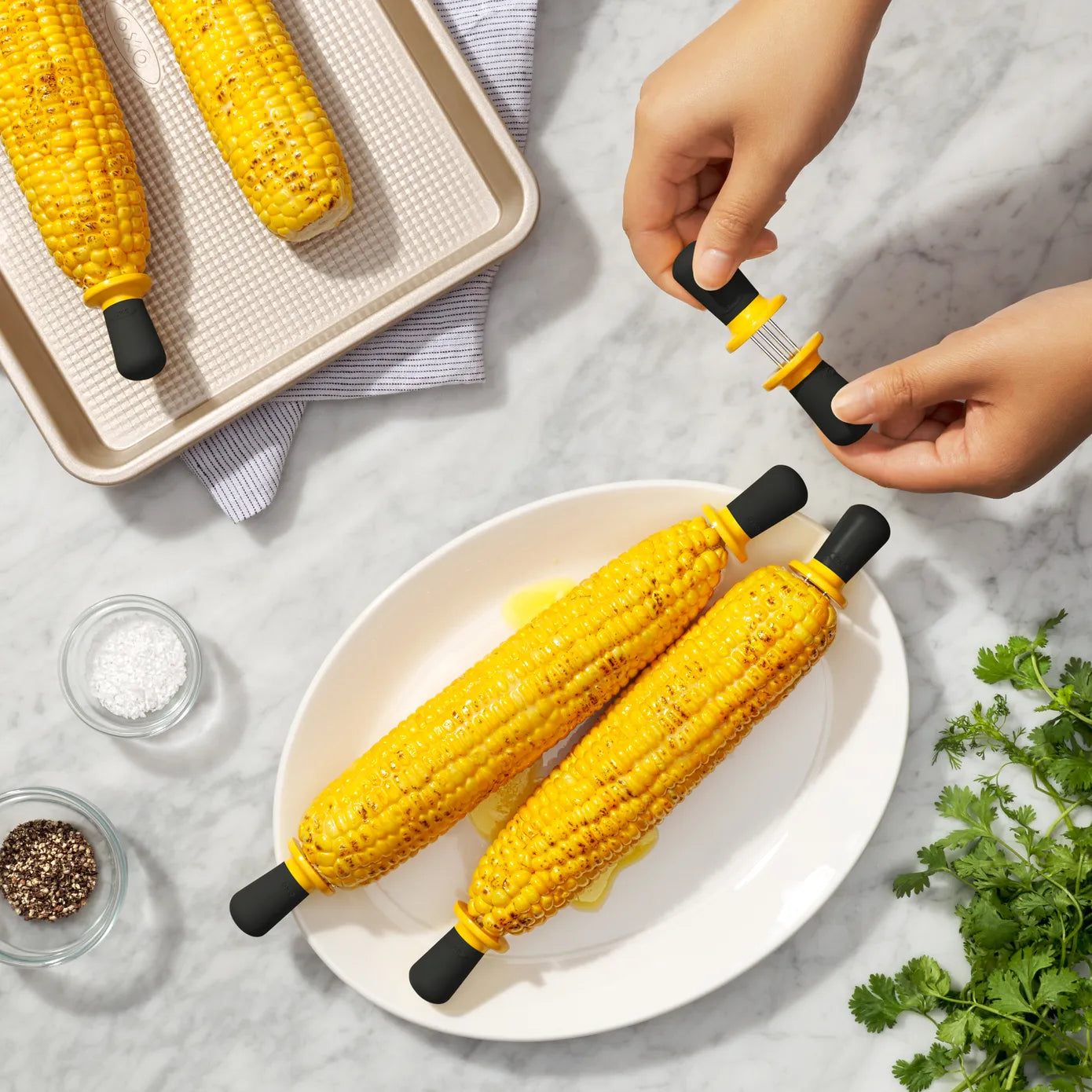 Oxo Corn Holders, Black – Karaca